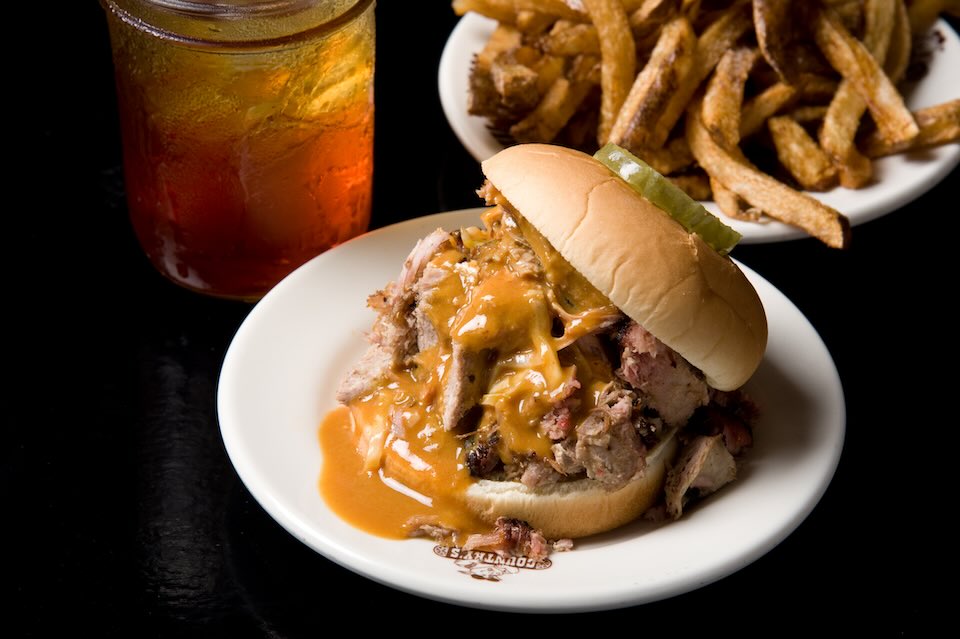 Country's Barbecue Shop: Great Barbecue, Well Served! Columbus, Georgi